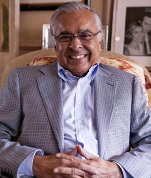 Malavika’s Mumbaistan: Friends fly in | Mumbai news - Hindustan Times