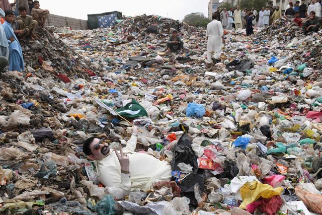 From gutters and war zones, Pakistan’s colourful election candidates ...
