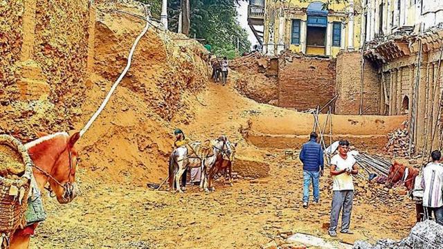 Another ‘water gateway’ discovered at Lucknow’s Chattar Manzil ...