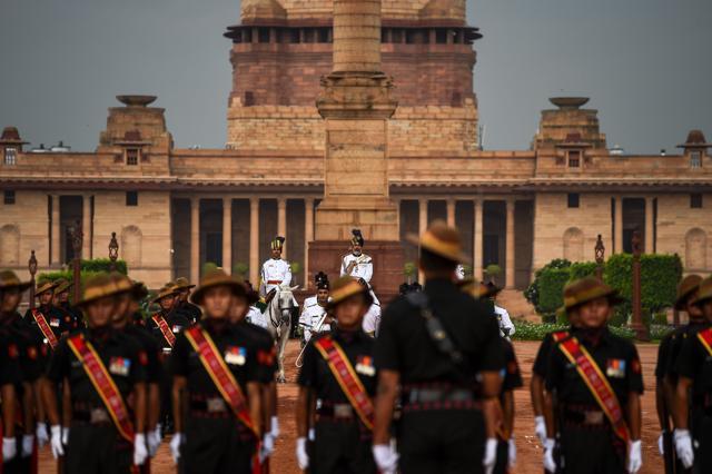 All the President’s men: On parade with India’s elite bodyguards ...