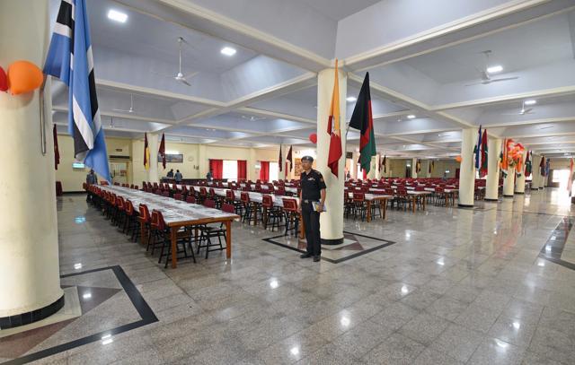 AFMC, Pune to soon get Da Vinci robot for surgeries: Commandant Vice ...