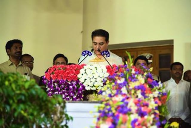 KCR expands cabinet with 6 ministers; re-inducts son KTR, nephew Harish ...