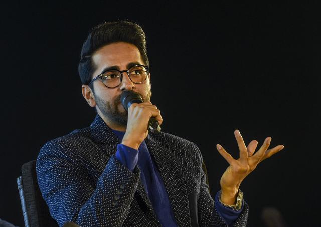 Akshay Kumar pips Deepika Padukone in celeb brand ranking, is worth Rs ...