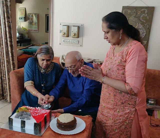 Woman celebrates father’s 100th birthday with him, all thanks to Delhi ...