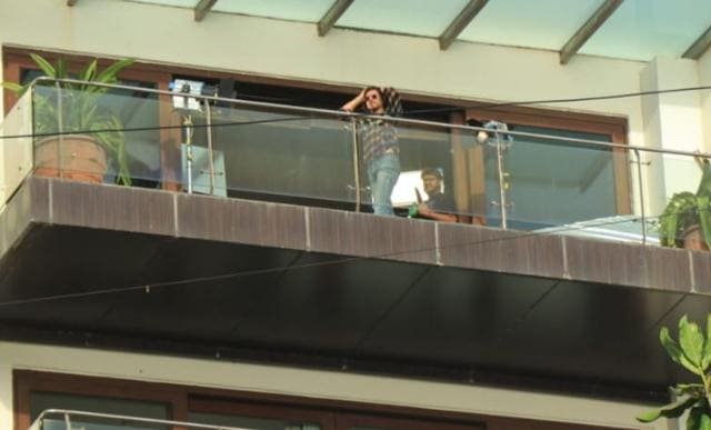 Shah Rukh Khan is also working from home, spotted filming on his ...
