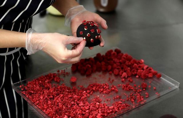 Cafe in Prague creates coronavirus-shaped dessert | Trending