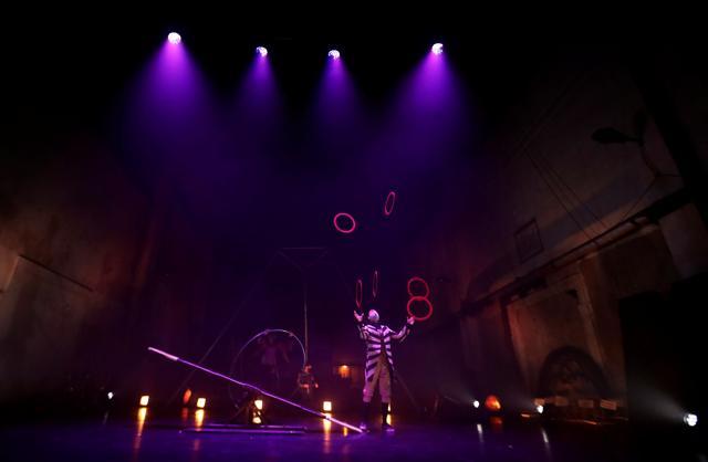 ‘Culture Window’ opens in Prague offering viewers ‘take-away’ theatre ...