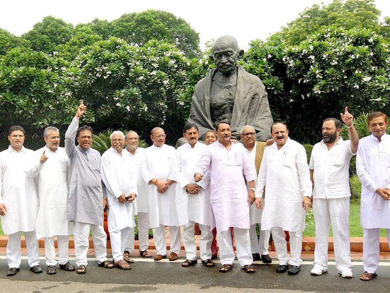 One-third of Congress MPs won with lowest margins | Latest News India