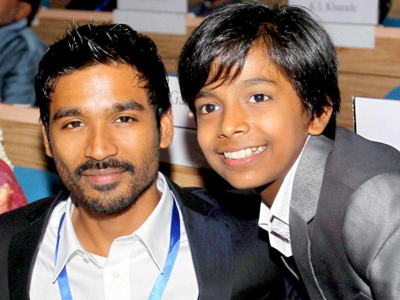 WATCH: Dhanush sings Why This Kolaveri Di | Bollywood