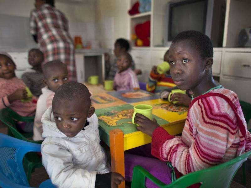 Legalising sex work would slash HIV toll: study | Health