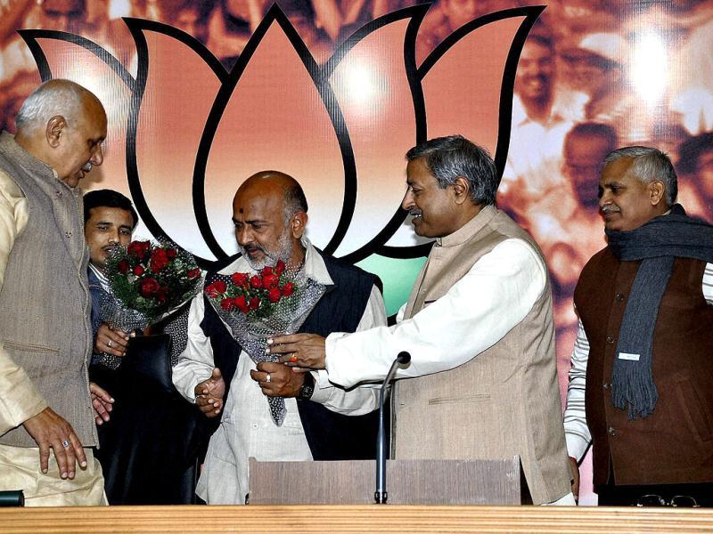 Top BJP leaders slam own party chief's poll strategy | Latest News India