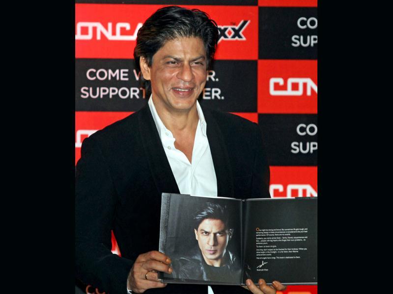 SRK, sari are a hit with Japanese designers | Fashion Trends