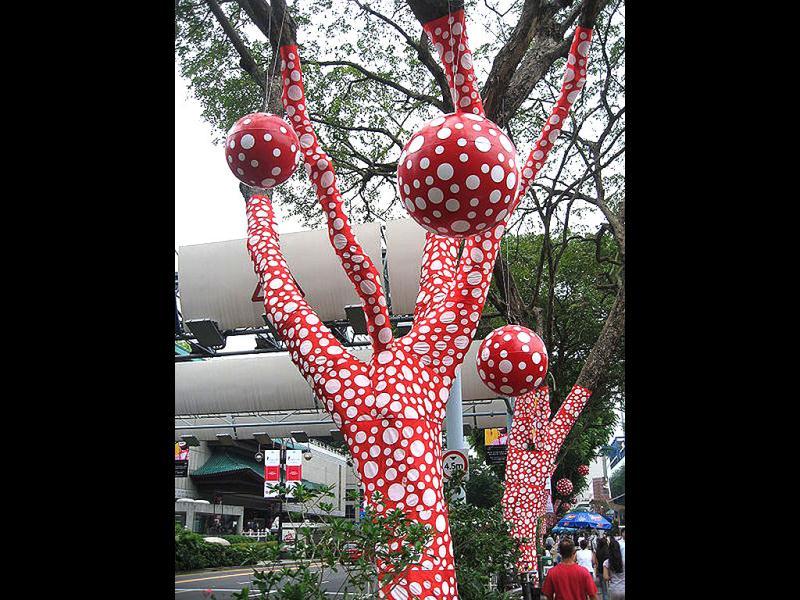 Polka Dot Queen Japanese Artist Plans London Exhibition Hindustan Times