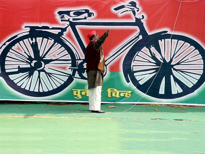 SP men beat up Dalits near Maya village in Dadri | Latest News Delhi