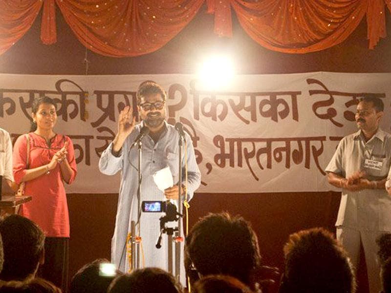 Wife re-unites father-son for Prosenjit Chatterjee | Hindustan Times