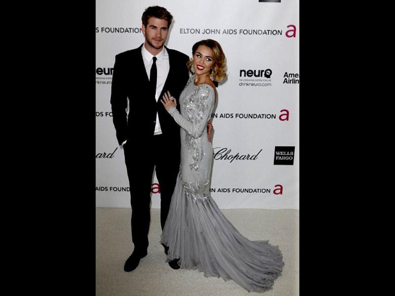 Miley Cyrus and beau Liam Hemsworth happy after reunion | Hindustan Times