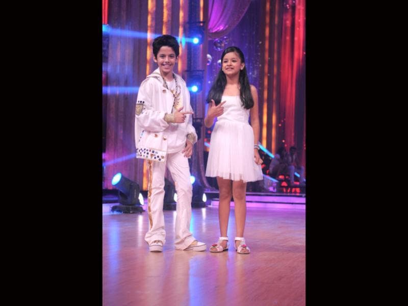 darsheel safary dance with avneet kaur
