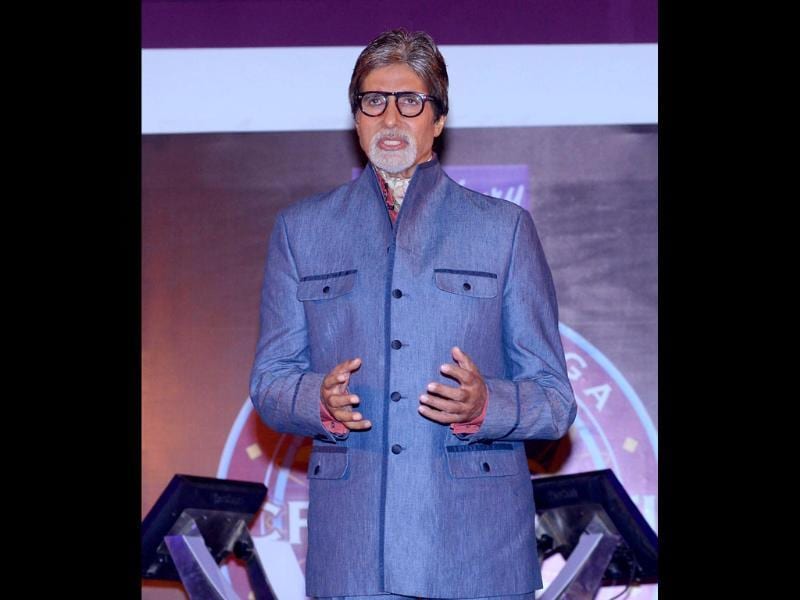 Aaradhya pulls my beard: Amitabh Bachchan | Hindustan Times