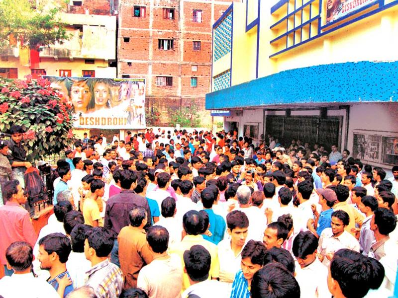 ‘Revival script’ in offing for UP single-screen cinemas | Hindustan Times