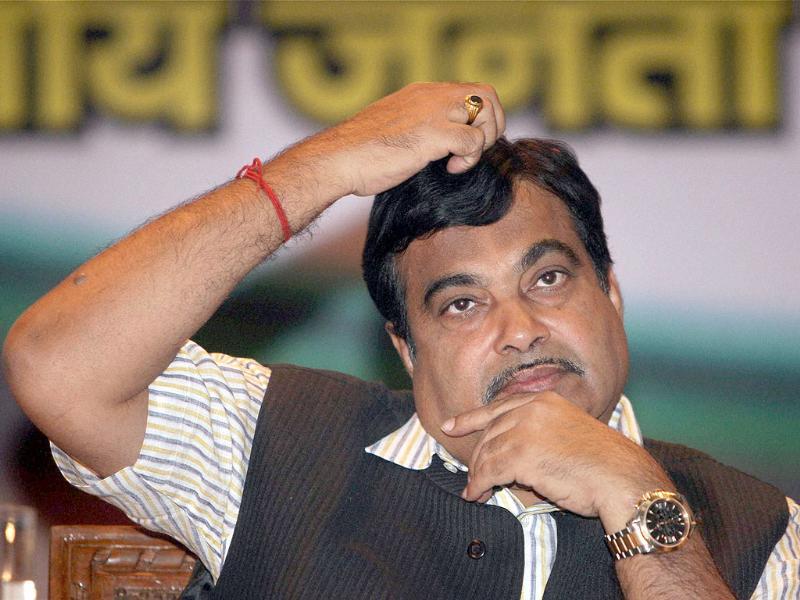 After Modi, Gadkari brings up ‘khooni panja’ to attack Cong | India News