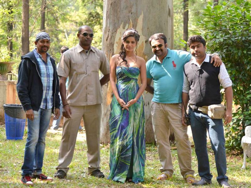 Poonam Pandey Goes Nude For Bold Nasha Poster Hindustan Times