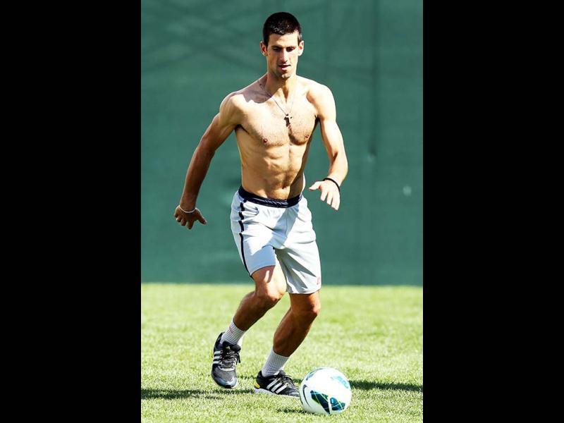 No Rafael, no Roger, no problem for Novak in Miami | Hindustan Times