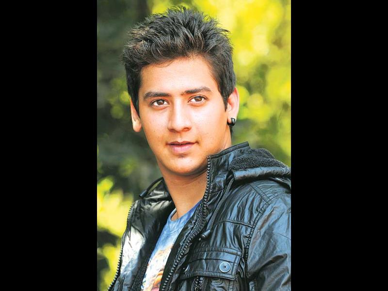 I will not be overshadowed in, Rajjo, says newcomer Paras | Bollywood