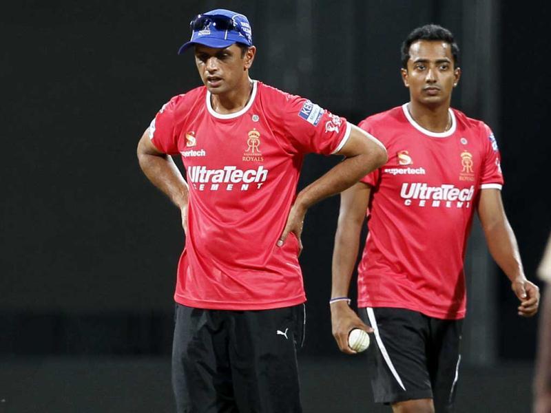 Ankit Chavan 'breaks down, confesses to spot-fixing' | Latest News India