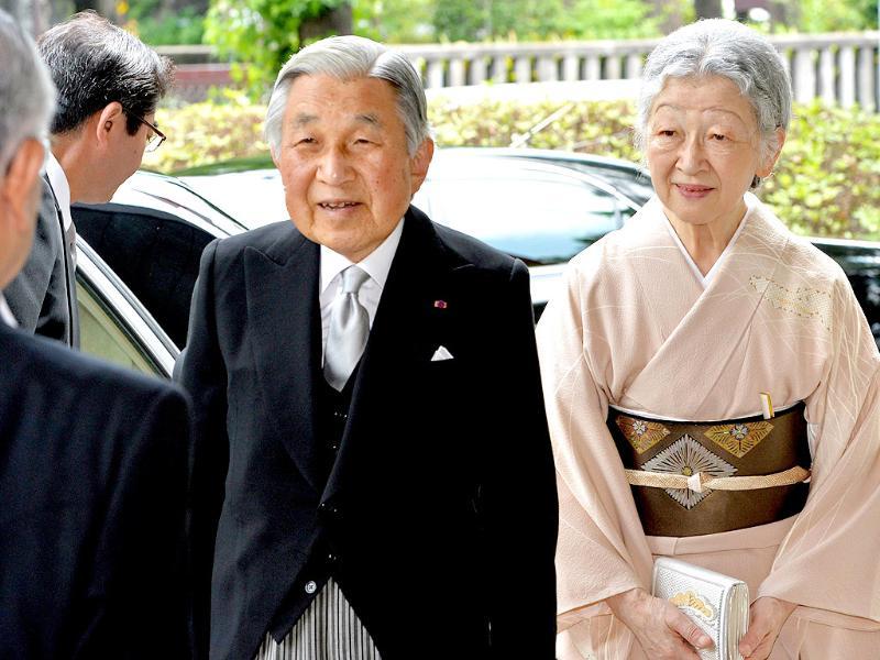 Japan's emperor wears geopolitics' new clothes | World News