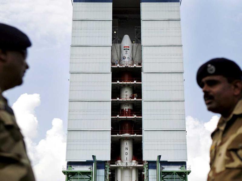 Isro to launch India's maiden Mars mission today | Latest News India