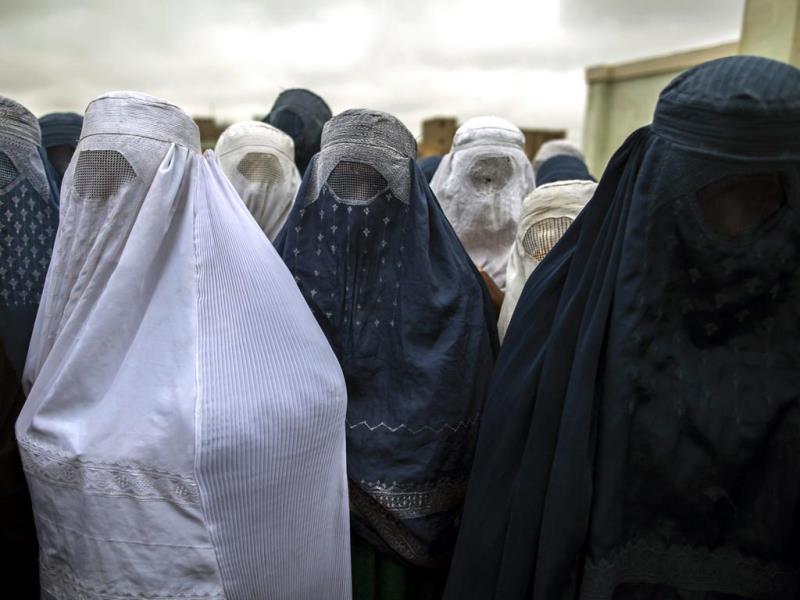 HC permits two Kerala girls to wear purdah for medical entrance ...