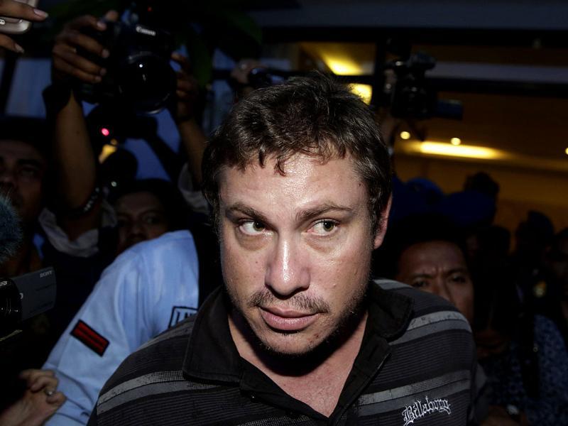 Bali hijack alert passenger 'mistook cockpit for toilet' | World News