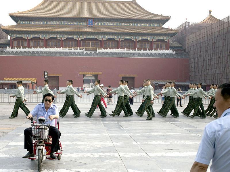 'China must avoid 'trap' of Western-style democracy' | World News
