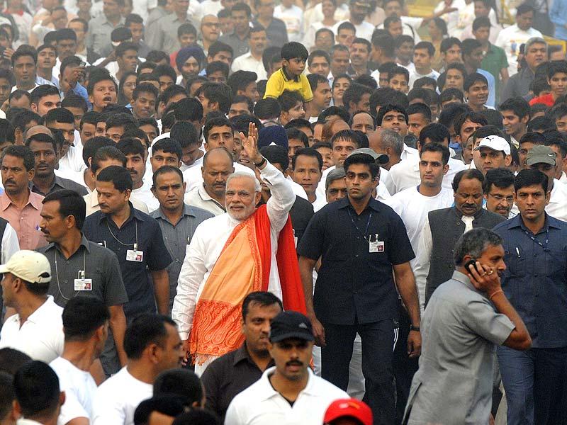 BJP sends invitation to 15 lakh for Modi's rally | Latest News India