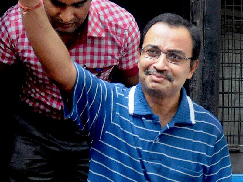 Saradha scam: Conmen promised 88 lakh sq ft of land | Latest News India