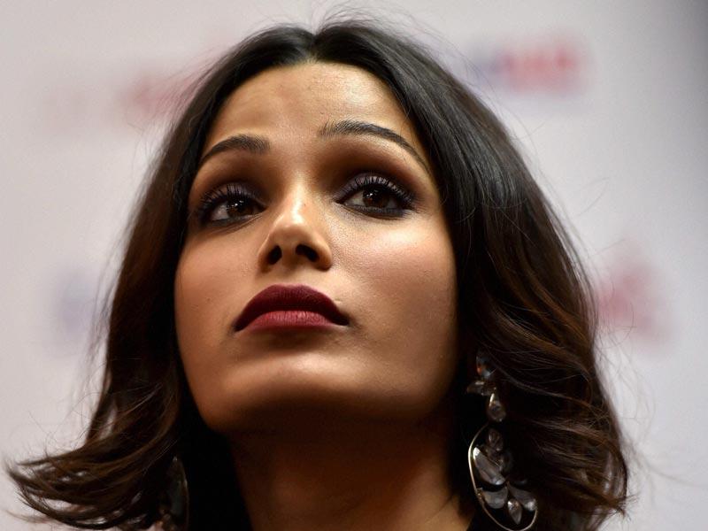 First trailer: Freida Pinto turns into a Desert Dancer | Hollywood ...