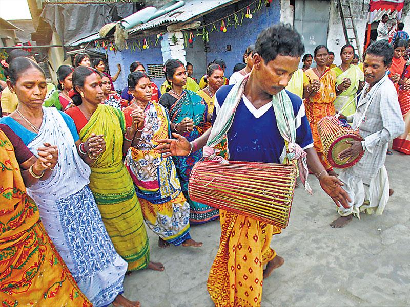 Need to cultivate respect for tribal religions | Hindustan Times