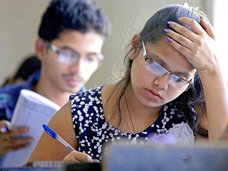 50% BDS second-year students flunk exams | Hindustan Times