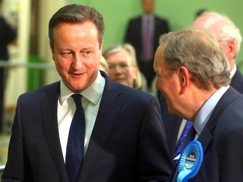 David Cameron announces new plans as UK immigration rises | World News
