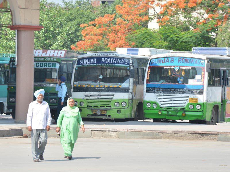 Private bus staff and most employees of PRTC yet to start wearing ...