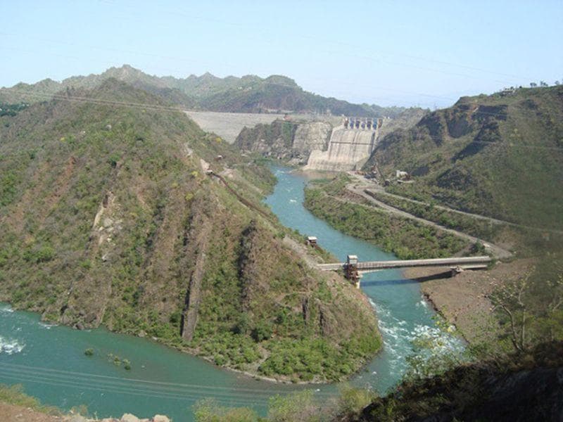 Safety measure for floods: Dam gives outlet to Ravi's sudden fury ...