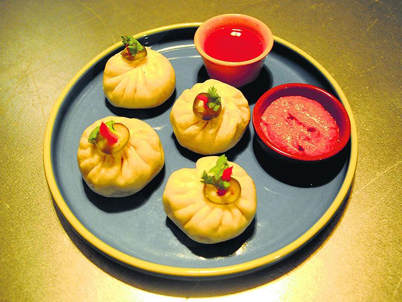 Food review: Bandra's Monkey Bar is inventive, but there are some hits ...