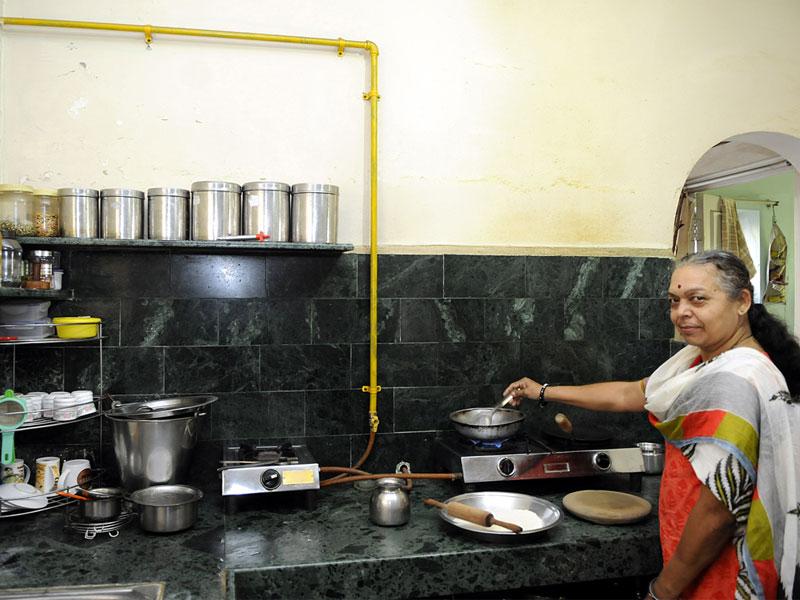 Indore: Piped gas no match to subsidised LPG | Hindustan Times