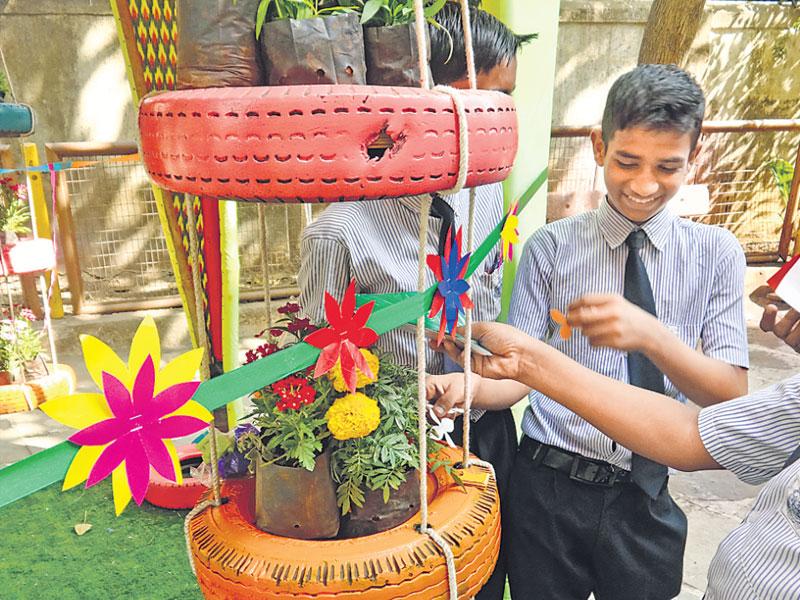 Urban Flower: Transforming slum schools into cheerful places ...