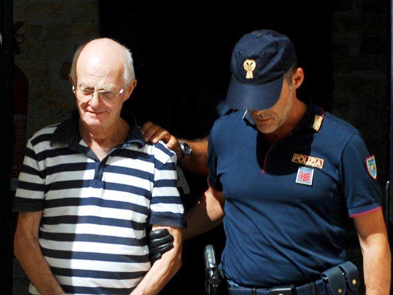 Italy cracks mafia codes to arrest Godfather's henchmen | World News