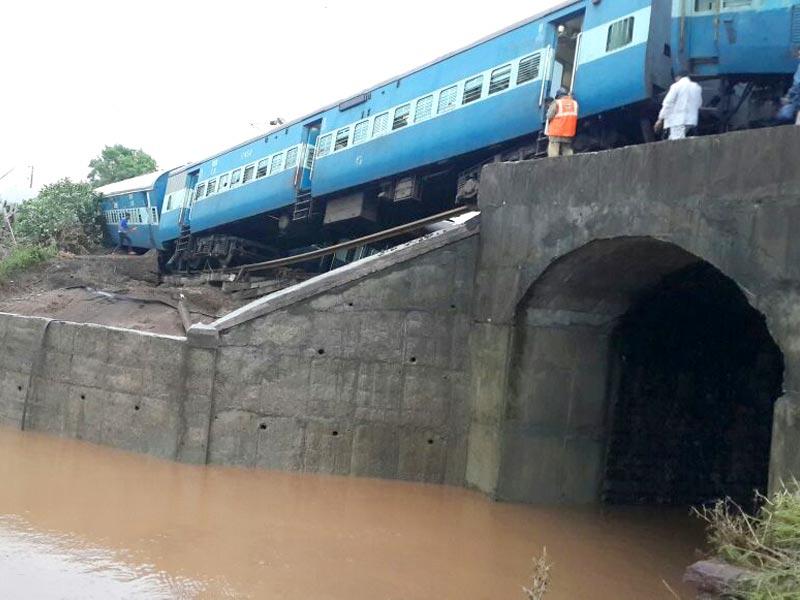 MP train accident: Toll may cross 50 as many feared washed away ...