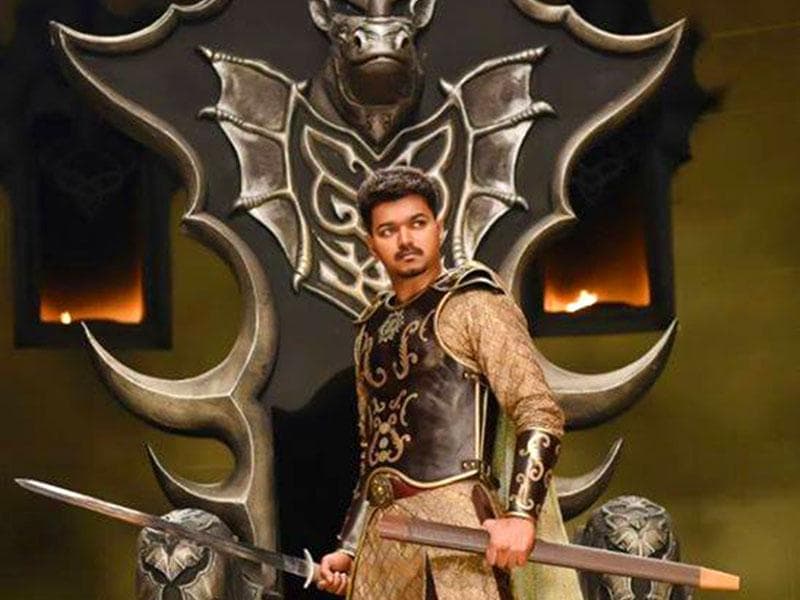 Puli song promo: DSP sings to announce Vijay's arrival | Entertainment News