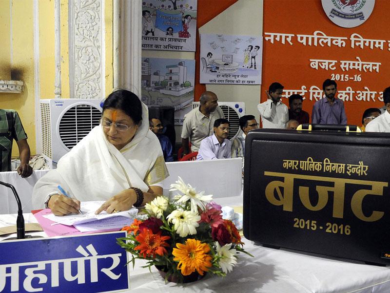 IMC budget focuses on smart, clean, digital and green Indore ...