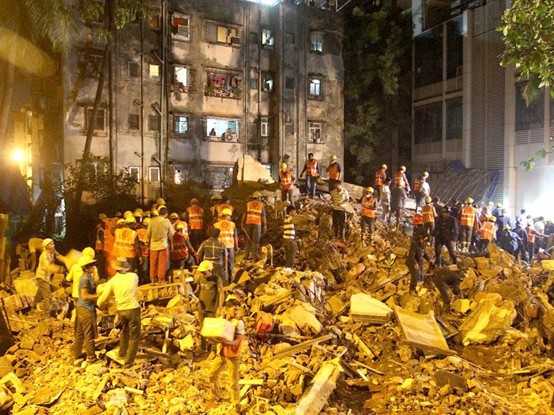 Thane: TMC seals dangerous bldgs; residents left homeless | Mumbai news