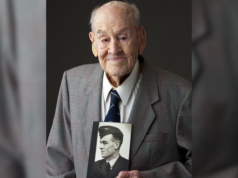 Australian survivor of World War II 'Great Escape' dies at 101 | World News